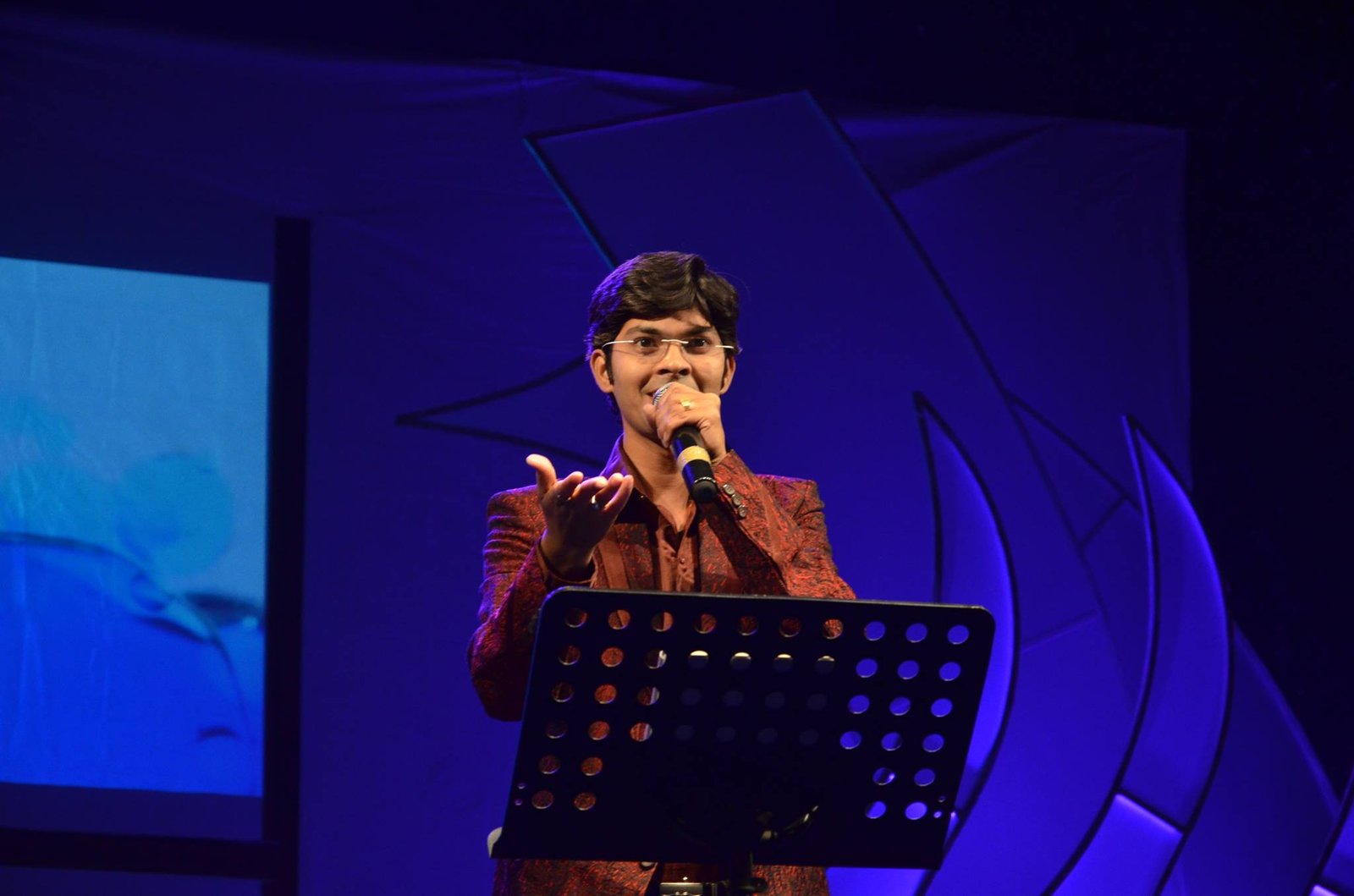 I was four years old when I sung on stage for the first time: Niranjan ...